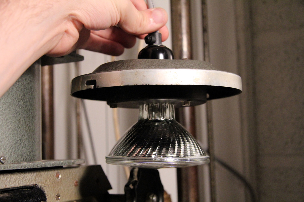 Converting a De Vere 54 condenser enlarger to diffusion – Jonathan Gazeley