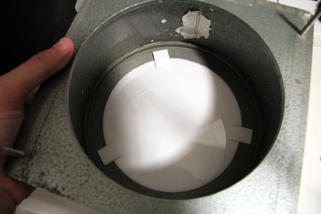 Converting a De Vere 54 condenser enlarger to diffusion – Jonathan Gazeley